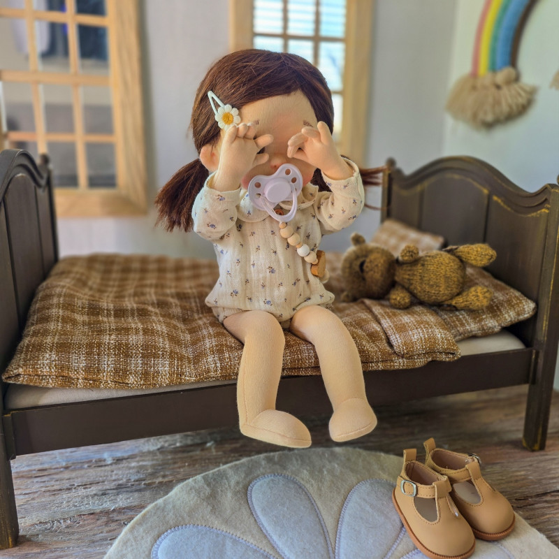 Poupée articulée Cassie en Coton Bio 40 cm - Art 'n Doll