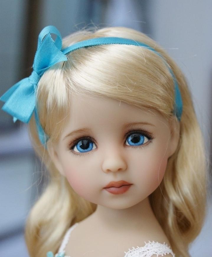 Sandra Doll's Instagram, Twitter & Facebook on IDCrawl